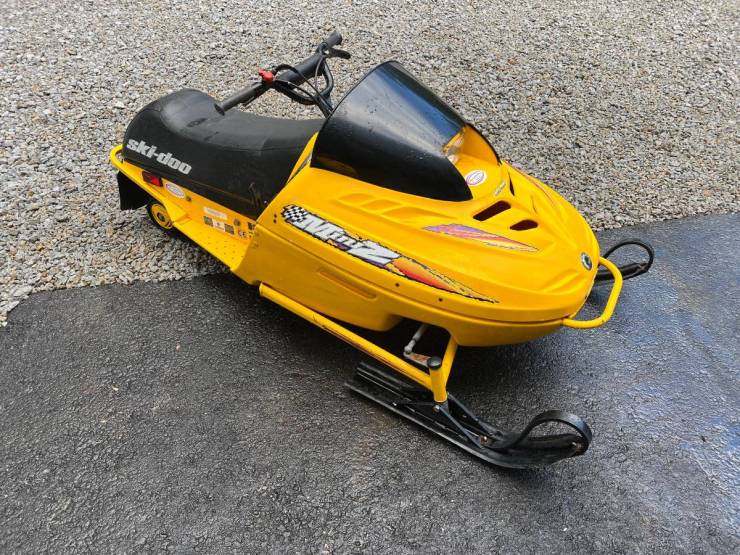 Snowmobiles Mini Kids 120 / 200 Youth / Caboose – Philbrick Motor Sports