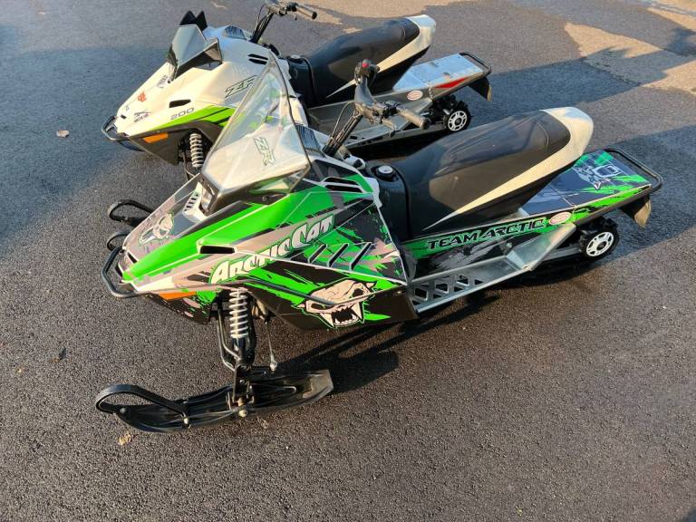 Snowmobiles Mini Kids 120 / 200 Youth / Caboose – Philbrick Motor Sports