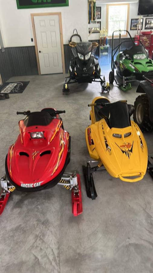 Snowmobiles Mini Kids 120 / 200 Youth / Caboose – Philbrick Motor Sports