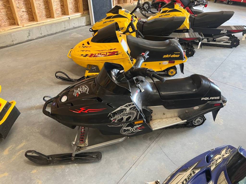 Snowmobiles Mini Kids 120 / 200 Youth / Caboose – Philbrick Motor Sports